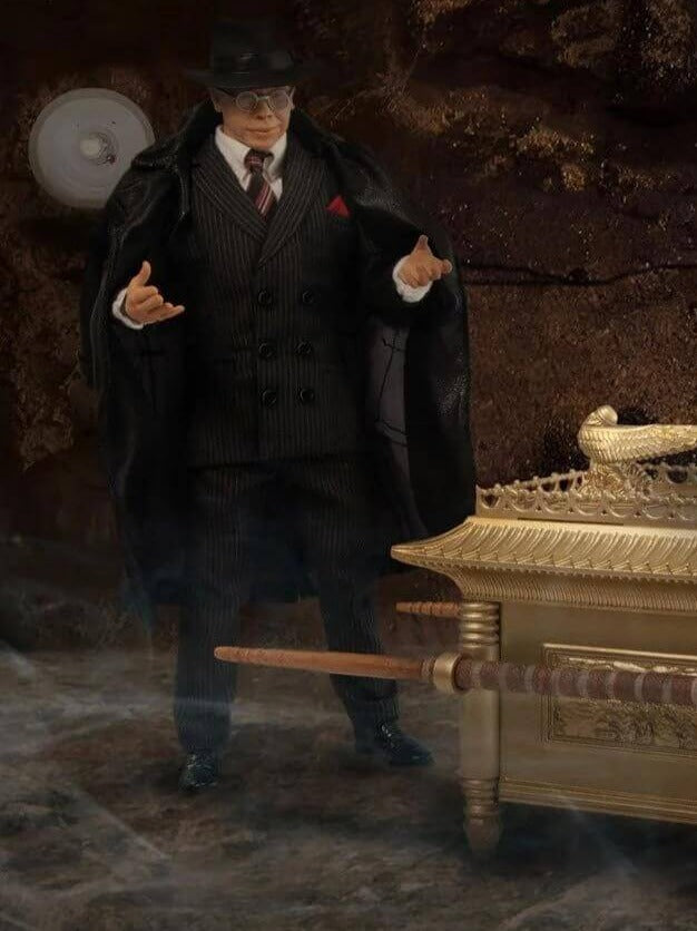 Mezco Major Toht and the Ark One:12 Collective Deluxe Set