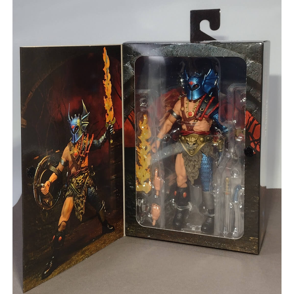 NECA Ultimate Warduke Dungeons & Dragons 7" Scale Action Fig